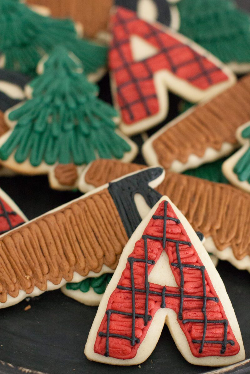 Lumberjack Dessert Table - Jenny Cookies
