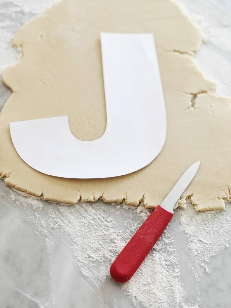 How to make a Letter Cookie Cake - Jenny Cookies