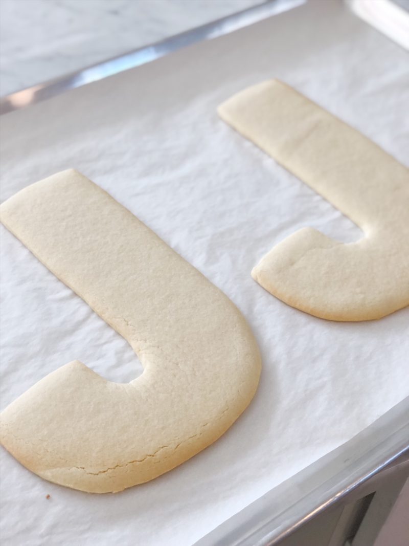 How to make a Letter Cookie Cake - Jenny Cookies
