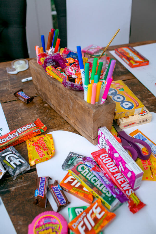 How to Make a Candy Bar Card! - Jenny Cookies