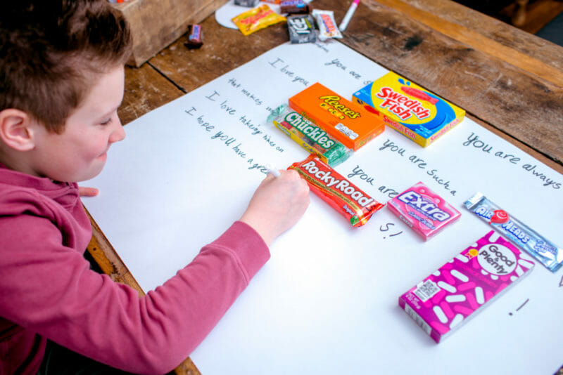 How to Make a Candy Bar Card! - Jenny Cookies
