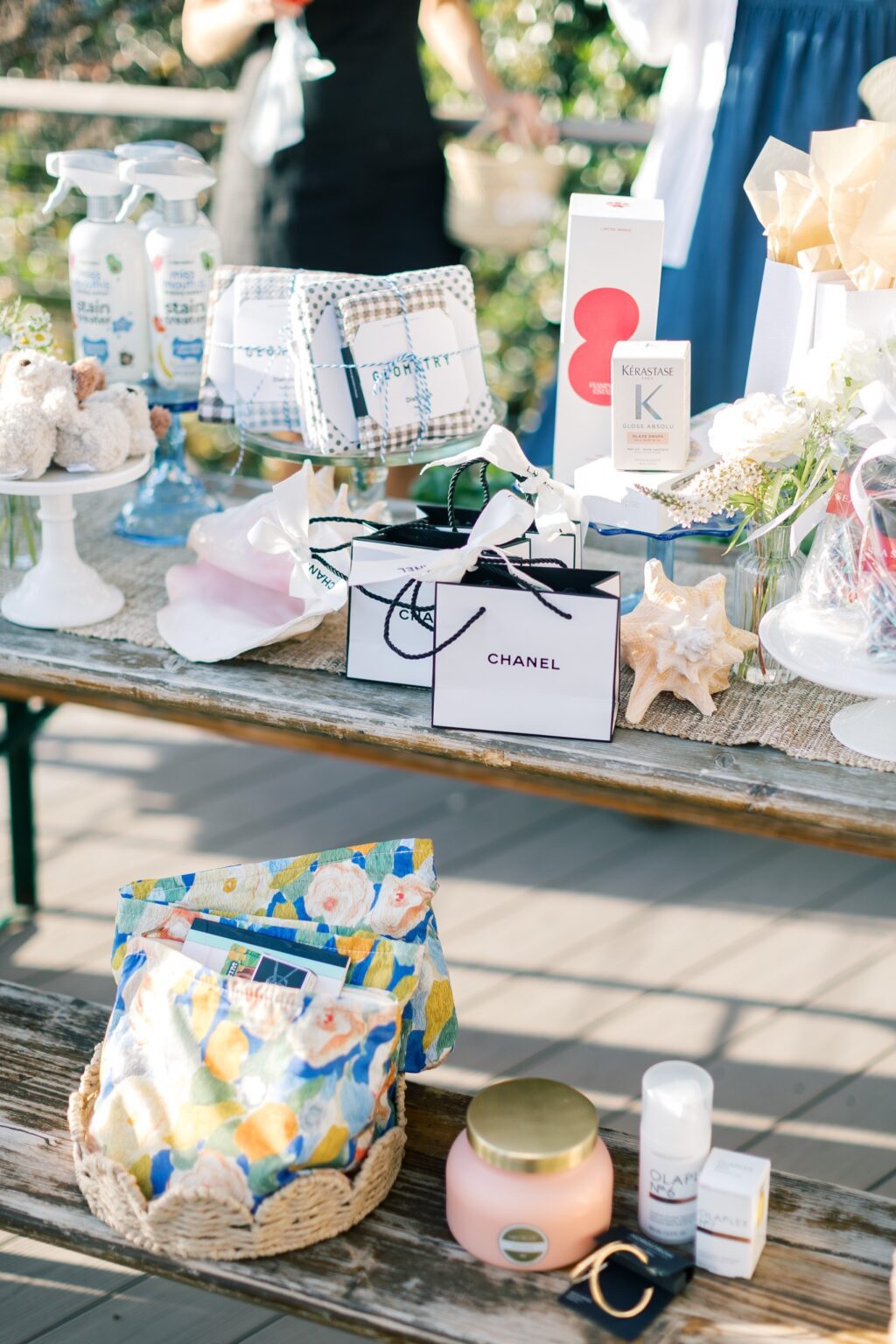 How to Host a Favorite Things Party: Summer Edition with Food, Gifts ...